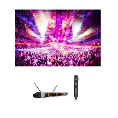 China Extremely Low Handling Noise Wireless UHF Microphone For Stage Singing Stars for sale