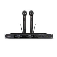 China OEM Handheld Dual Channel UHF Wireless Microphone 30MHz BandWidth Multi Function Clear Voice Customize for sale