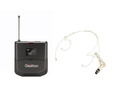 China 30MHz Dual Channel 105dB SNR Studio Wireless Microphone for sale