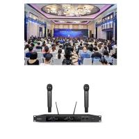 China Multi Frequencies UHF Wireless Microphone Popular New Design For Stage Speech for sale