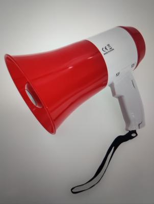 China Loud Voice Megaphone Rechargeable Battery USB Megaphone Loud Hailer for sale