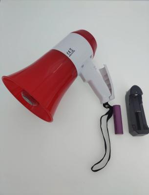 China Handheld Megaphone Speaker with 1500mAh Lithium Battery and Wireless Connectivity for sale