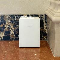 China Public Area Scent Air Freshener Dispenser Fast Diffusion System for sale