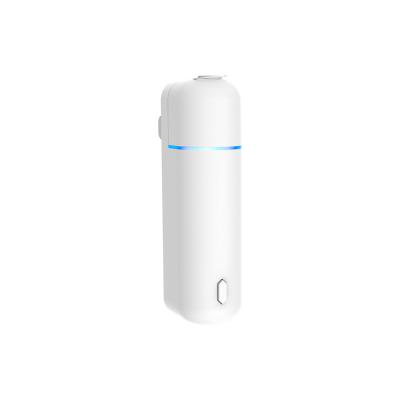 China Rechargeable USB Car Essential Oil Diffuser Ultrasonic Spray with Air Vent Clip for sale