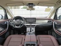 China 2023 Geely Jiaji Plug In Hybrid 1.5TD PHEV 5-door 6-seat MPV with 190KW Total Motor Power for sale