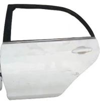 China Byd E5 Original Auto Spare Parts Gearbox Battery Mirror Light Key Shock Absorber Door for sale