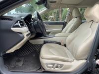 China 2019 Used Toyota Camry with 131KW Motor Power Excellent Condition and Ready to Sell for sale
