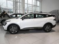 China 2023 KIA Sportage Gas/Petrol SUV Car Front Disc Rear Disc Brake System and Metal Roof Rack for sale