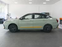 China As Picture 2023 Dongfeng Aeolus E70 Yizhi Version 420KM Battery Life Hybrid Fuel Type for sale