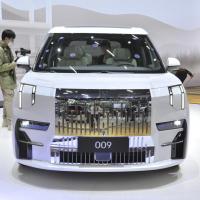 China Electric Copilot Seat Adjustment 2022 Geely Zeekr 009 MPV WE ME 702KM 822KM EV Car for sale
