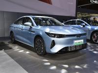 China 2024 Chery Fengyun A8 Plug-in Hybrid Electric Vehicle with 106KM Pure Electric Range for sale