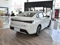 China Beijing EU5 PLUS R500 Electric Sedan with 416KM Range and 120KW Total Motor Power for sale