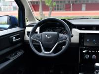 China 2019 Wuling Rongguang 1.5T Manual 7-Seater SUV with and Maximum Torque Nm of 200-300Nm for sale
