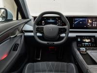 China Long-Range Capability 375KW VOYAH 4-door 5-seater Sedan with 730km CLTC Range for sale