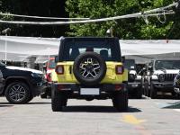 China 2022 Jeep Wrangler 4-Door 2.0T 4XE Sahara Plug-in Hybrid Fluorescent Yellow Limited Edition for sale