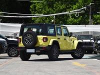 China 2022 Jeep Wrangler 4-Door 2.0T 4XE Sahara Plug-in Hybrid Fluorescent Yellow Limited Edition for sale