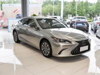 China 2023 Lexus ES200 260 Excellence Edition 5-Seat Sedan with Front Disc Rear Disc Brakes for sale