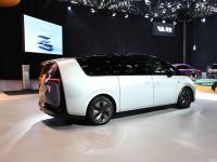 China 2023 MAX MPV Li Mega Auto EVC Car with 400KW Total Motor Power and 700KM CLTC Range for sale