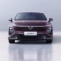 China Best Choice 2023 Wuling Starlight Hybrid Electric Sedan 4 Door 5 Seats Single Motor for sale