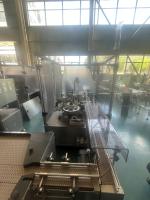 China Automatic Round Bottle Applicator Labeling Machine for sale