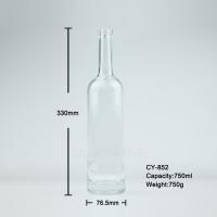 China Flint Vodka Glass Bottle 750ml Cork Closure Liquor Packaging Container 750g CY-852 for sale