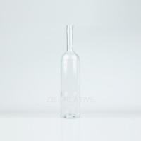 China OEM 750ml Flint Custom Vodka Bottle Cork Finish 650g CY-872 for sale