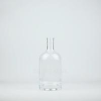 China 700ml Crystal White Vodka Glass Bottle Bar Top For Alcohol Packaging 680g CY-1010 for sale