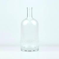 China 1000ml Large Vodka Glass Bottle For Premium Spirits Packaging  Cystal White With Cork Top 750G CY-1026 for sale