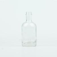 China Flint Liquor Screw Top Glass Bottle For Gin 200ml 300g CY-751B for sale
