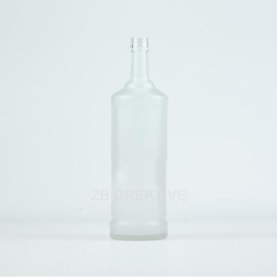 China 1000ml Flint Glass Rum Bottle For Commercial Spirits Packaging With Screw Top 580G CY-856 for sale