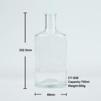 China Crystal White Glass Liquor Bottles 700ml Cork Closure Premium Whisky Spirits 550g CY-839 for sale