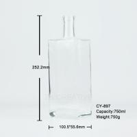 China Cork Closure 750ml Glass Liquor Bottles Flint Cube Design Whisky Spirits 750g CY-897 for sale