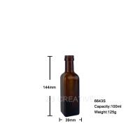 China 100ml Mini Marasca Square Glass Bottle Screw Cap Olive Oil Container 125g 6643S for sale