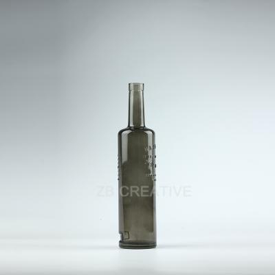 China 750ml Custom Glass Bottle Flint Custom Engraved Spirits Bottle with Cork Finish for Whiskey Vodka Rum for sale