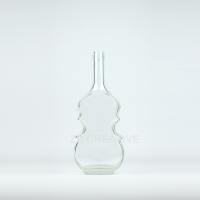 China 750ml Custom Glass Bottle Flint Custom Shape Liquor Glass Bottle with Cork Finish for Premium Spirits for sale