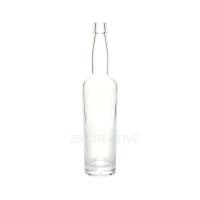 China 750ml Cork Top Spirit Glass Bottle with 680g Heavy Base for Premium Liquor and Vodka for sale