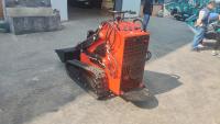 China Mini Skid Steer Loader 380kg Load Capacity 15kW Diesel Engine Wheel Loader for Compact Construction for sale