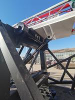 China Quadrangle 5m Lift Tower On Trailer With Wheels And Lightning Rod for sale