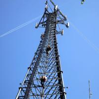 China Hot Dip Galvanized 25m Lattice Tubular Steel Tower for sale
