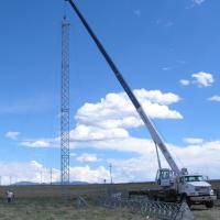 China Wire Supporting 4 Legged Tubular Iron Guyed Wire Tower for sale