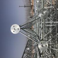 China 3 Leg Supported Steel Mast 120m Guyed Wire Tower for sale