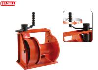China Small Portable Hand Lifting Mechanical Winch Rated Load 250kg for sale