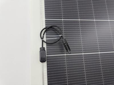 China Lightweight Flexible Solar Panel 580W 480W 520W TOPCon for RV Boat Roof 44.19V for sale