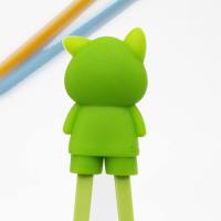 China Silicone Pig Shaped Tableware Helper Chopsticks Holders Chopsticks Head For Kids for sale