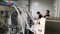 China Bottle Separating Method 1 Set of Servo Motor Drive Screw Animal Sera Filling Machine for sale