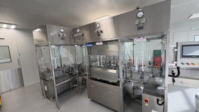 China Media Filling Machine with Leadfluid Dual-channel Pump Head and Servo Motor Control for Online Weighing Filling Accuracy for sale