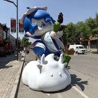 China Large Outdoor Landscape Sculpture Cartoon IP Mascot Statue for sale