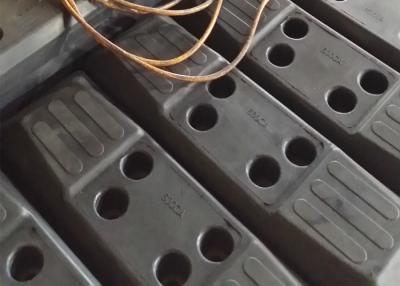 China Chain On Type Excavator Rubber Pads 600mm Length For Constuction Machine for sale