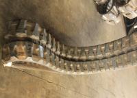China Excavator Rubber Kubota Replacement Tracks Lightweight With 84 Link for sale