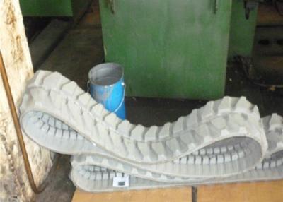 China Jointless Bobcat Replacement Tracks 230 * 48mm Special For Nt15 nante Excavators for sale